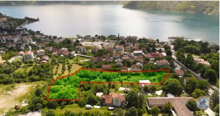 Urbanizovano zemljište u Risnu – Boka Kotorska 7.222m2