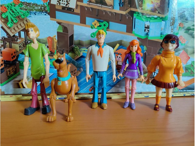 Skubi Du - kompletna ekipa 5 akcionih figura Scooby Doo