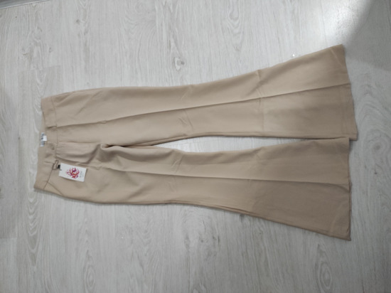 Nove Turske pantalone-zvoncare