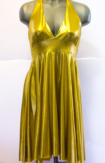 Zlatna "gumena" haljina