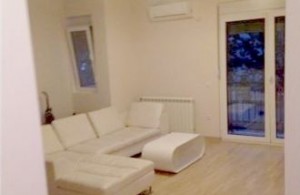 Iznajmljujem Stan-Apartman, Crveni Krst, Beograd Grad