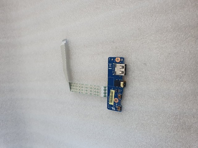 USB, audio konektor za Toshiba Satellite CL10W-B