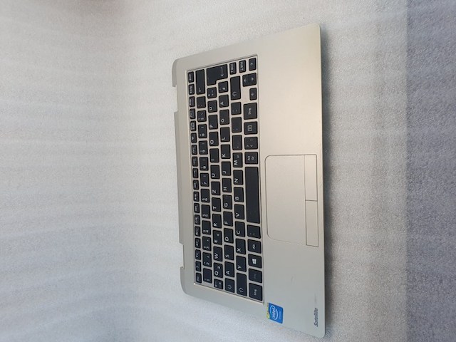 Tastatura sa palmrestom za Toshiba Satellite CL10W-B