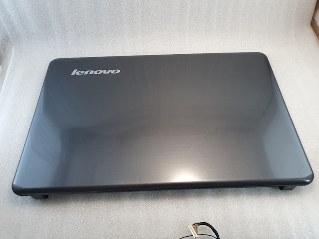 Kuciste ekrana za  Lenovo G550