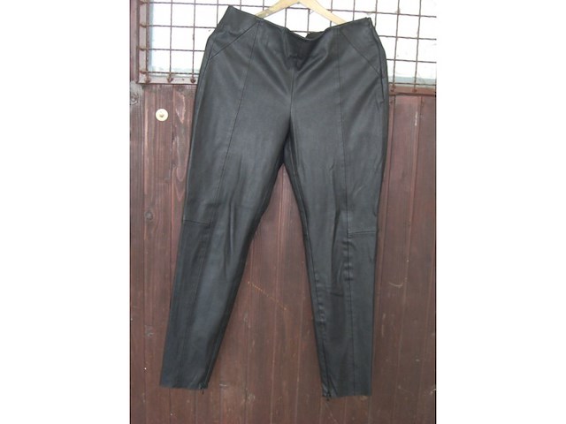 Zara- Kozne pantalone 1