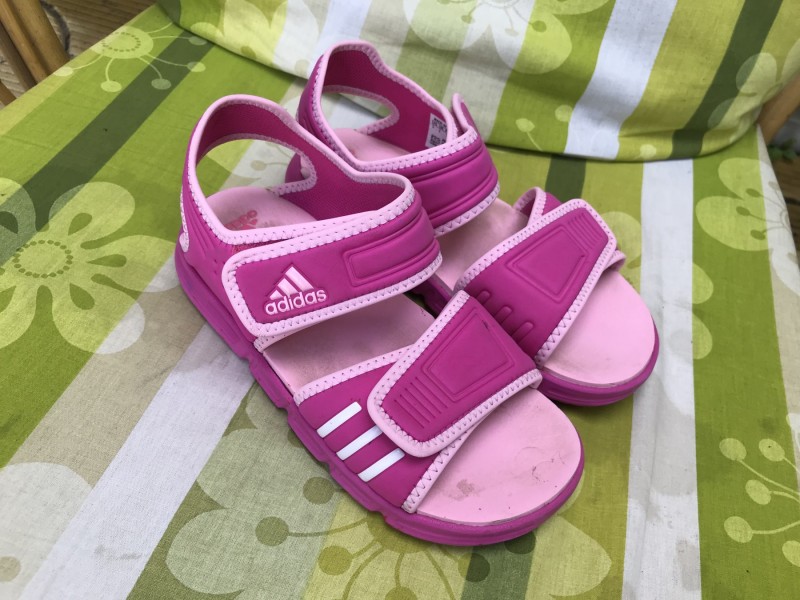 Original ADIDAS sandale br35