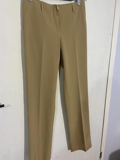 Cigaret pantalone 300 din