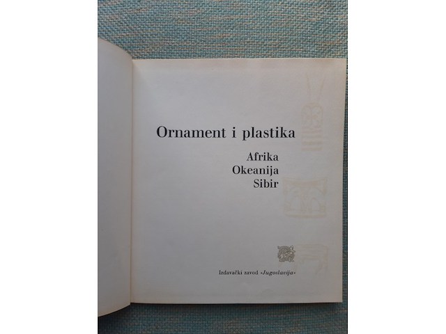 Ornament i plastika Afrika Okeanija Sibir