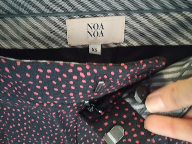 ♫ ♪ ♫ NOA NOA dot pantalone NOVO