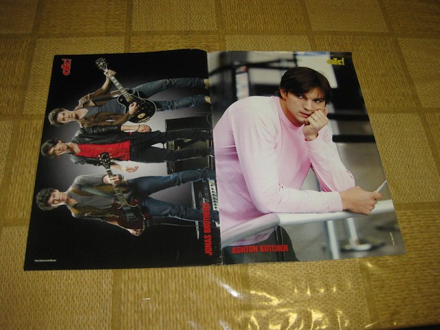 Poster (dvostrani) Ashton Kutcher, Jonas Brothers, Nick