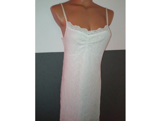 Nova bela haljina. Rastegljiva. S, M, L, XL.