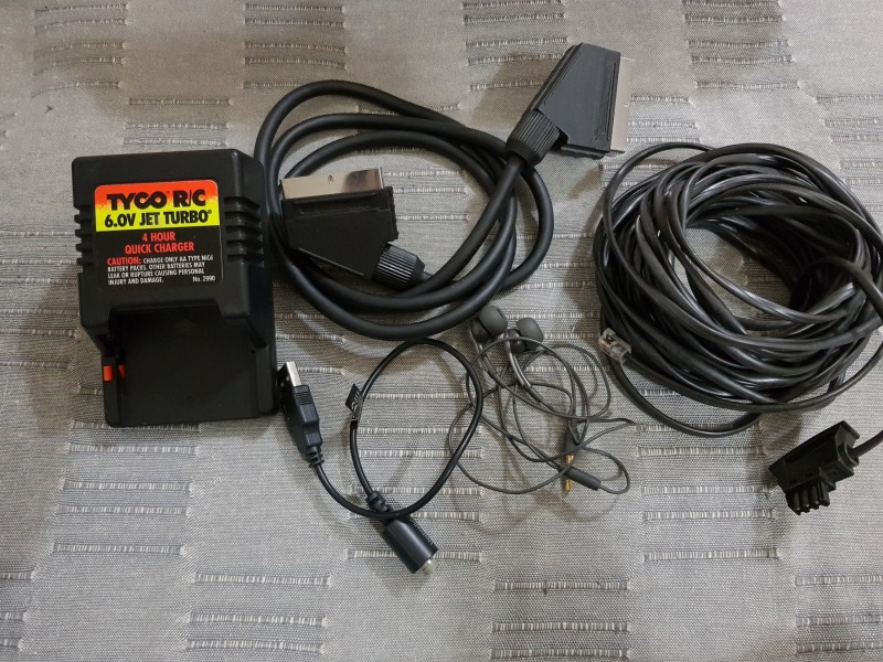 Scart kabal, punjac baterija, kabal za telefon