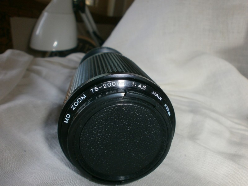 Minolta MD Zoom 75-200mm f/4.5
