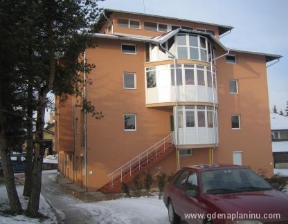 Smeštaj: Apartamani Kosara