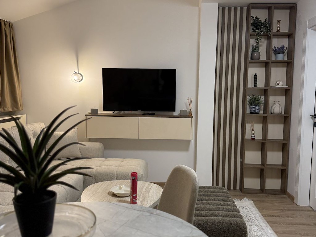 Apartmani "Konaci Centar"