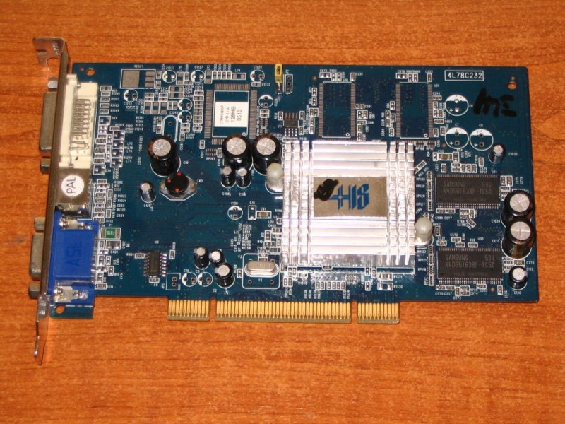 HIS ATI Radeon 9250 za PCI slot graficka kartica