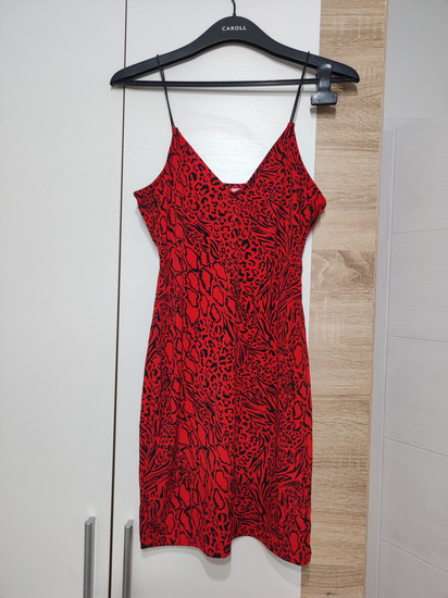 Red dress 1000