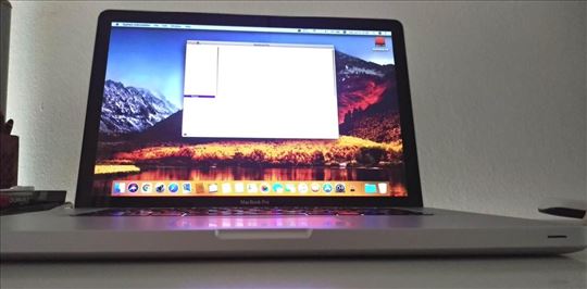 MacBook pro 15 inch 2010 NOK