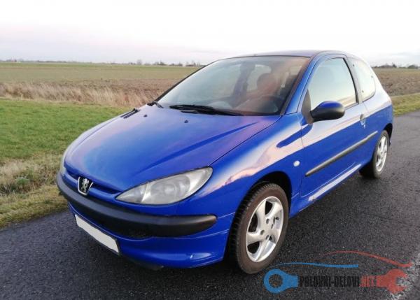 Polovni Delovi Za Peugeot 206 1.6 Kompletan Auto U Delovima