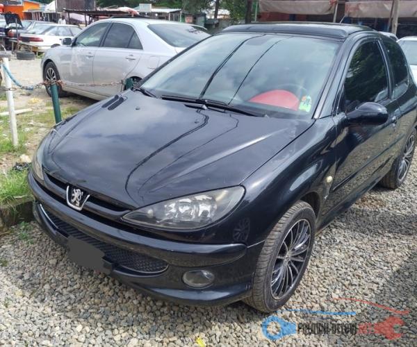 Polovni Delovi Za Peugeot 206 1.6 Kompletan Auto U Delovima