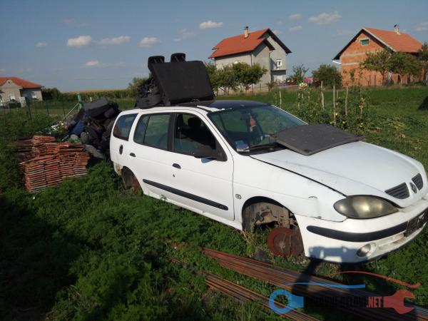 Polovni Delovi Za Renault Megane 1,9 Dti Kompletan Auto U Delovima