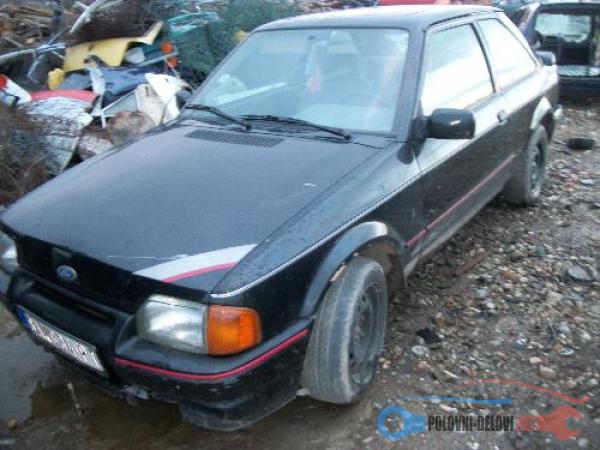 Polovni Delovi Za Ford Escort Ford 4 Delovi Kompletan Auto U Delovima