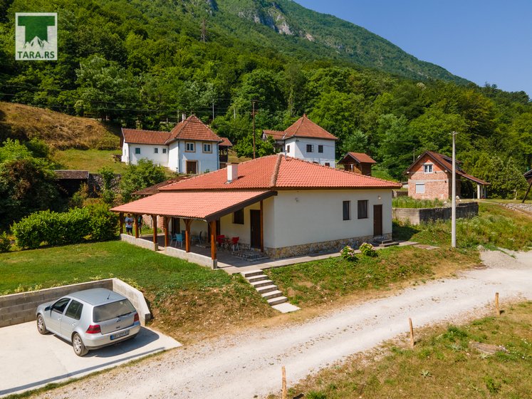 Apartmani LUKA