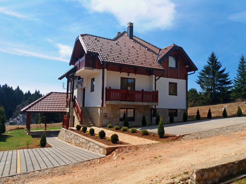 Apartmani “SUNČANI BREG”