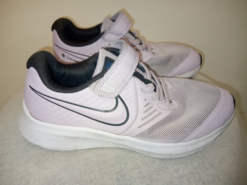 LAGANE NIKE PATIKE br.32-21cm