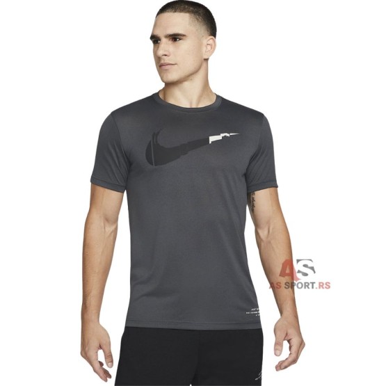 Nike Majice Dri-Fit Legend S