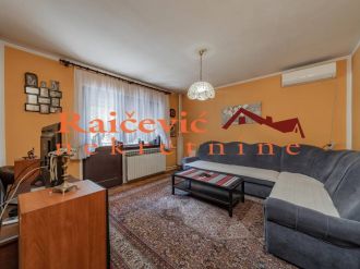 144m² 265.000€
Beograd, Zvezdara, Učiteljsko naselje, Pljevaljska