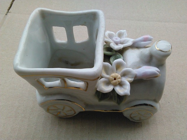 Kočije automobil porcelanska figurica, vintage