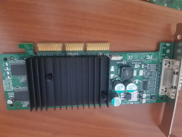 NVIDIA AGP 64MB GeForce4 MX 440