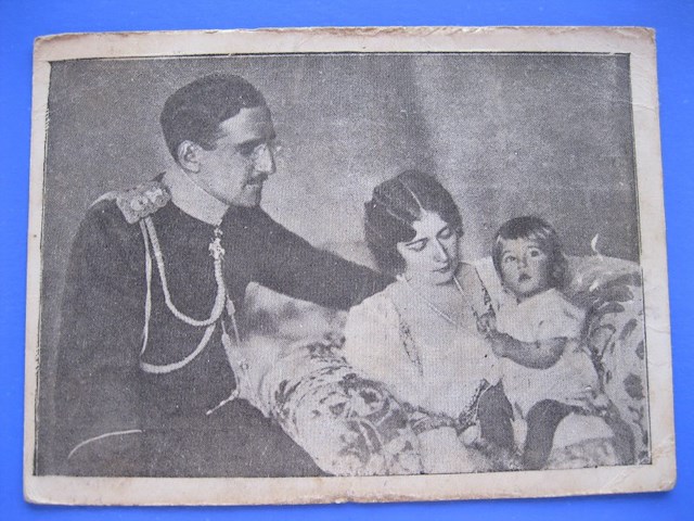 Kralj Jugoslavije Aleksandar Karađorđević sa porodicom