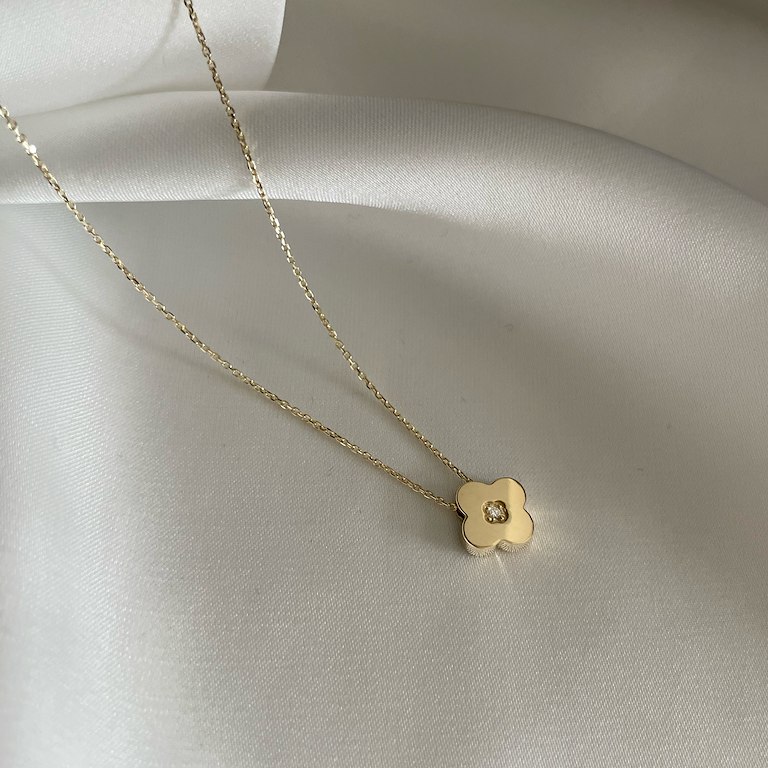 Detelina sa četiri lista, ogrlica od žutog zlata sa dijamantom 0.01 ct Vs-Gh