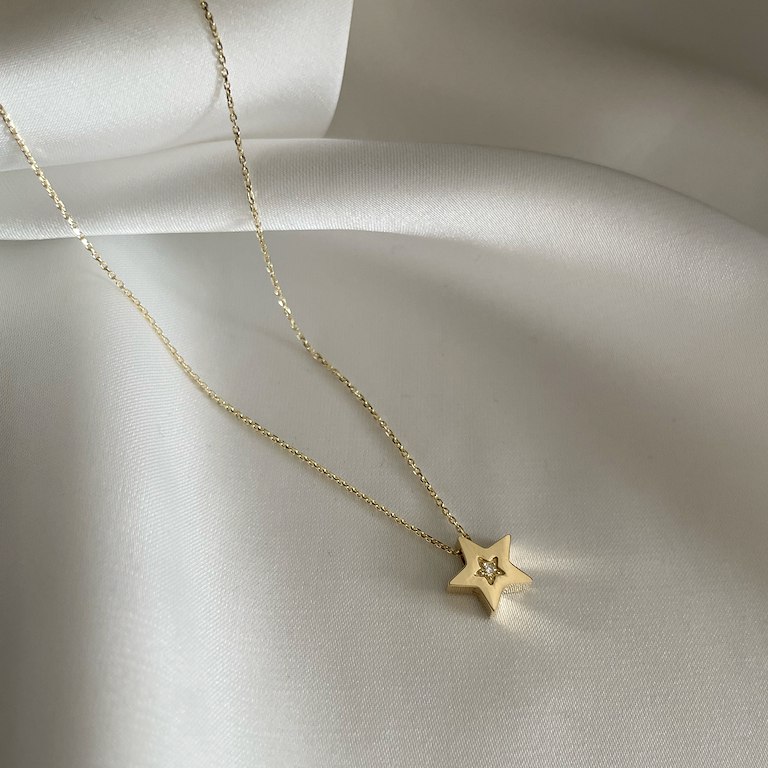 Zvezda sa dijamantom 0.01 ct Vs-Gh, ogrlica od žutog zlata