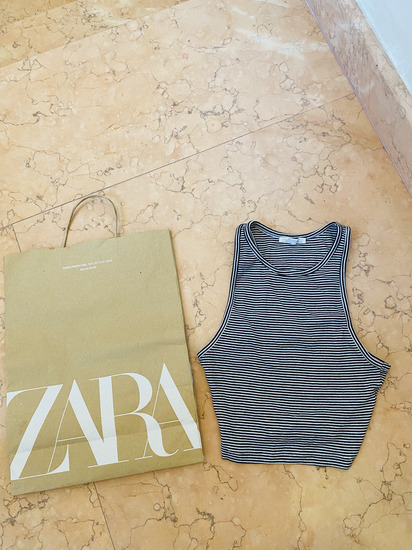 Nov Zara top/majica size xs-M