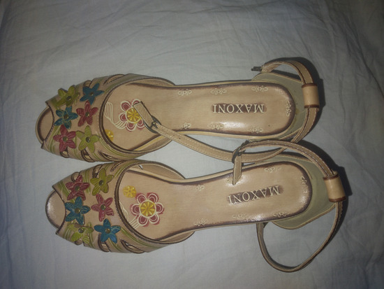 Cvetne sandale