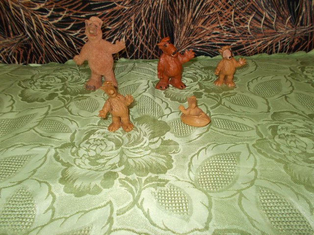 Alf - lot od 4 gumenih figurica + Yugo bootleg Alf