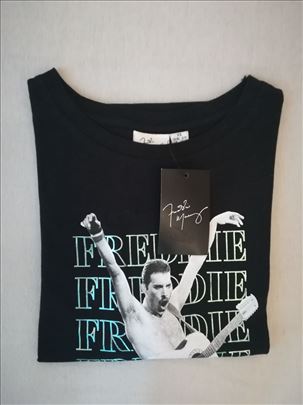 Muska majica,Freddie Mercury