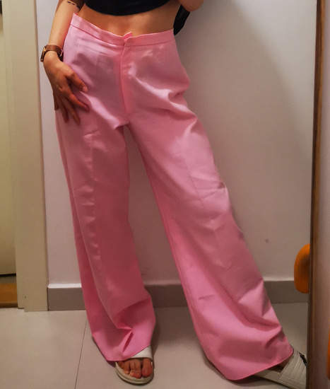 Vintage italijanske roze pantalone %%%900 DIN.