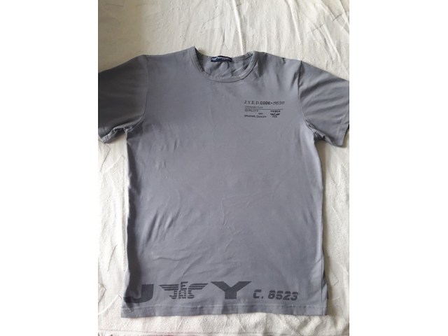 Siva pamucna majica XL odlicna