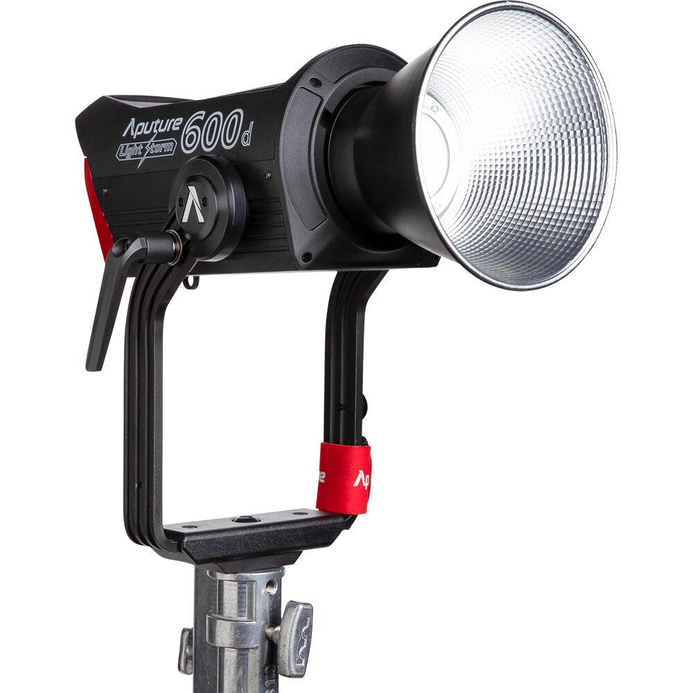 Aputure LS 600d Daylight LED Light (V-Mount)