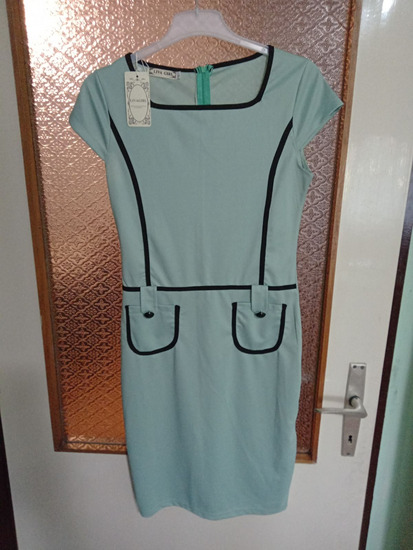 Mint midi haljina, M/L vel, Novo