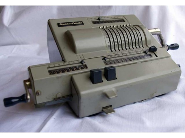 Stari Mehanički Kalkulator `ODHNER` Sweden