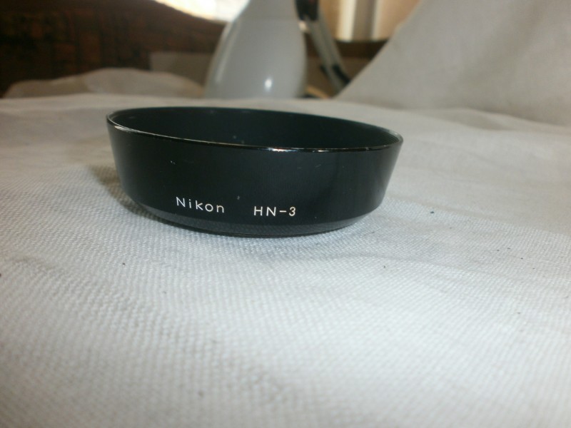 Nikon HN-3 Lens Hood Shade (52mm Screw-In)