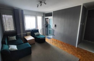 10758 JEDNOIPOSOBAN 42m² – 108.000€ BULEVAR OSLOBOĐENJA