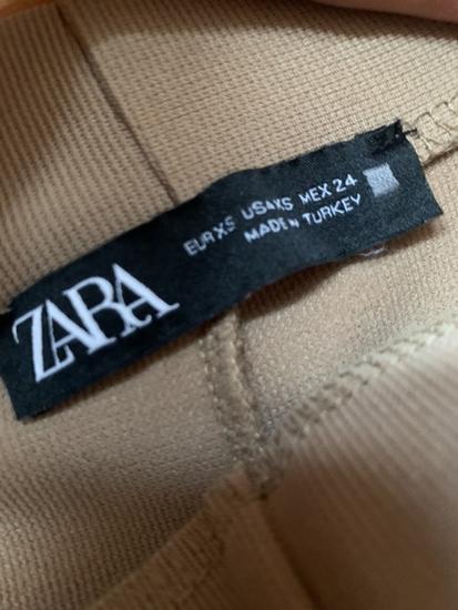 Zara pantalone sa prorezima napred S