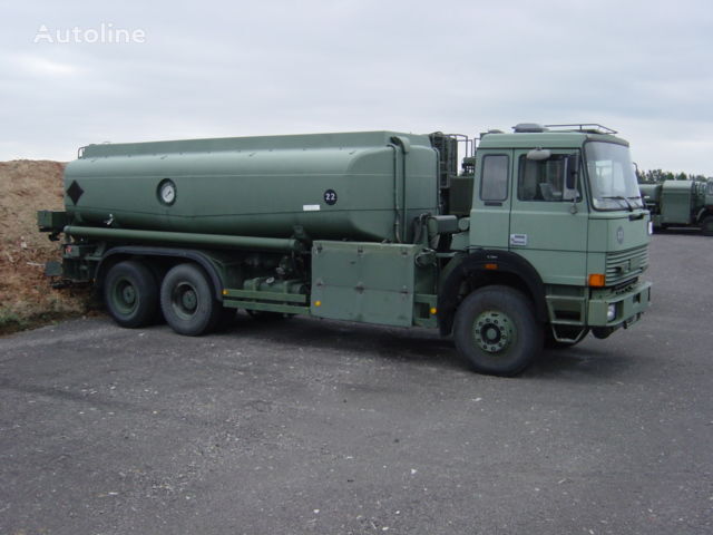 IVECO 260-32 autocisterna