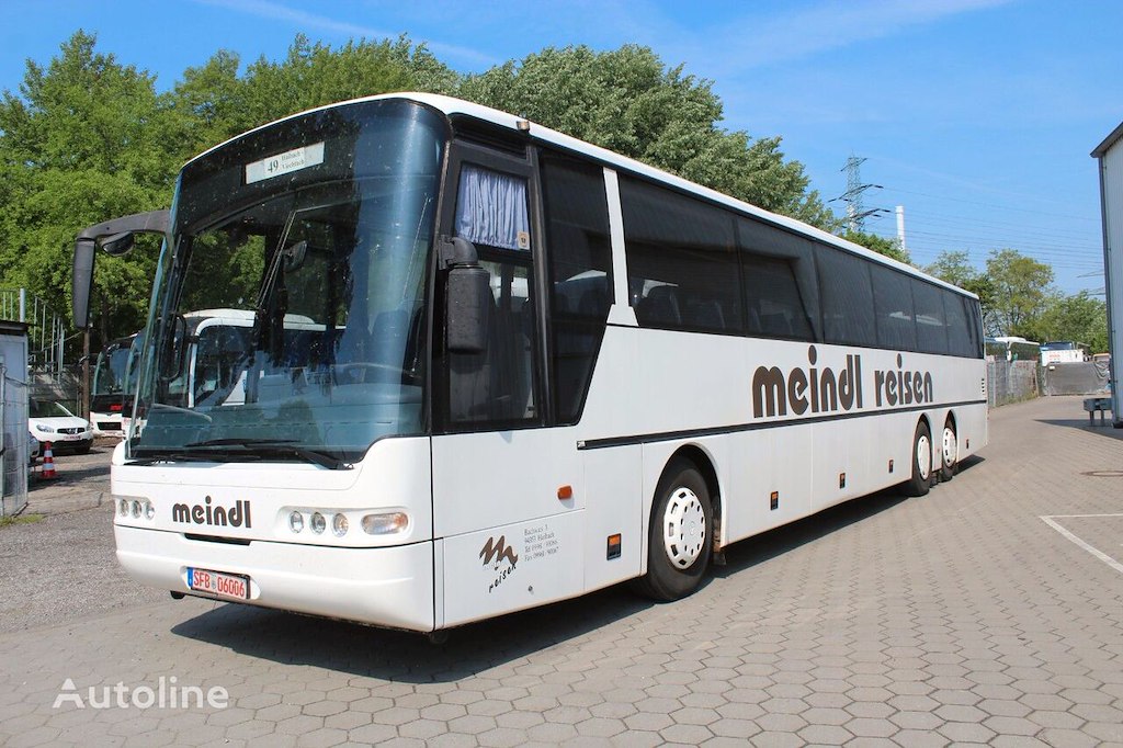 Neoplan N 3318/3 UE Euroliner prigradski autobus